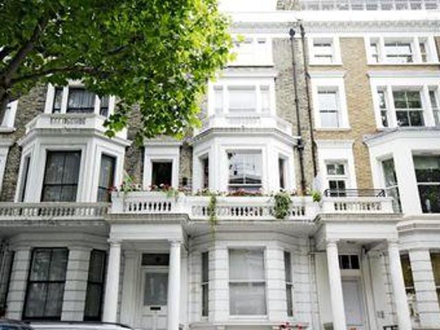2 Bedrooms Flat for rent in Marloes Road, London W8