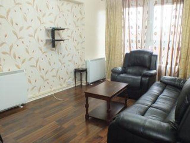 2 Bedrooms Flat for rent in Marlborough Towers, Leeds, West Yorkshire LS1