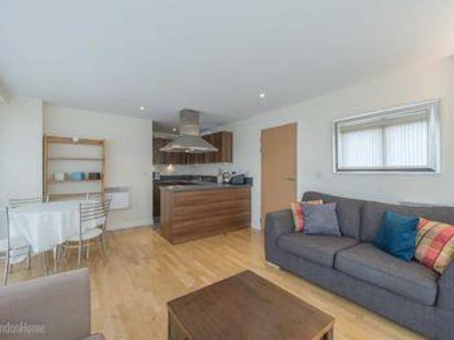2 Bedrooms Flat for rent in Metro Central Heights, 119 Newington Causeway, London SE1