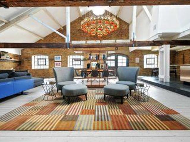 2 Bedrooms Flat for rent in Metropolitan Wharf, London E1W