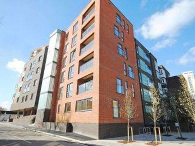 2 Bedrooms Flat for rent in Meadow Row, London SE1