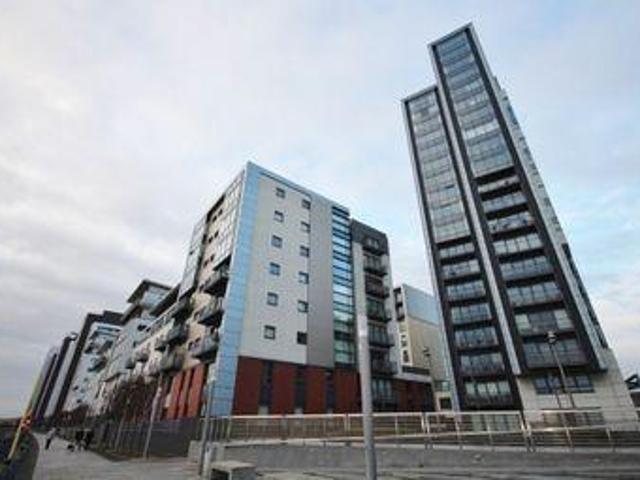 2 Bedrooms Flat for rent in Meadowside Quay Square, Glasgow G11