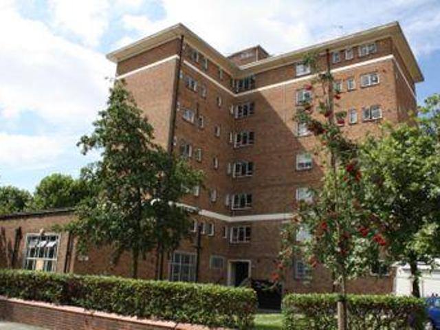 2 Bedrooms Flat for rent in Melody Road, Wandsworth SW18
