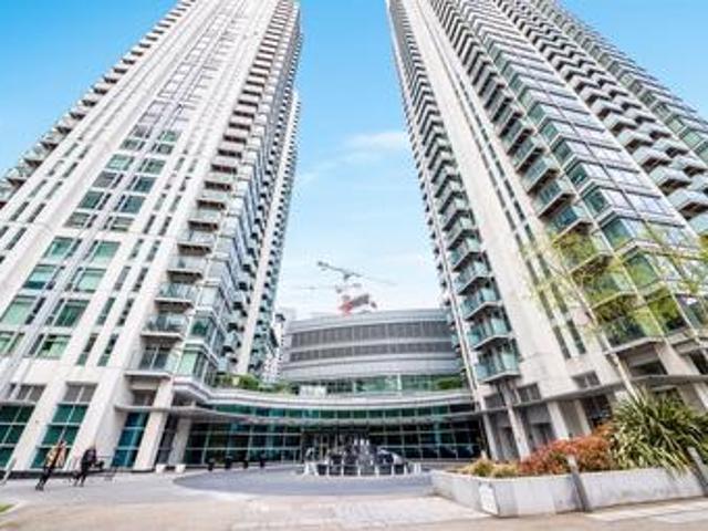2 Bedrooms Flat for rent in Mellish Street, Canary Wharf E14