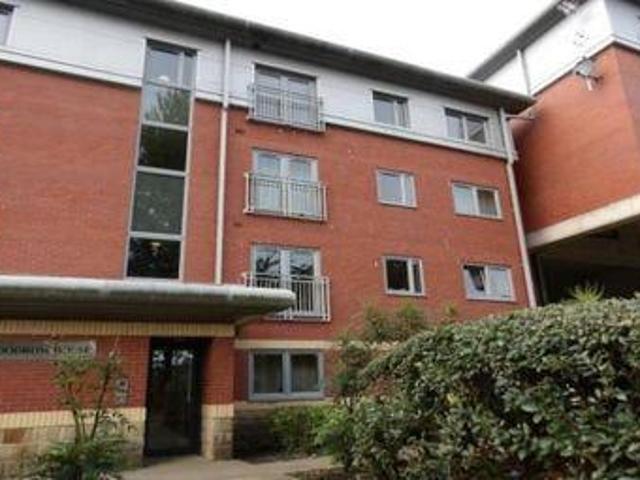 2 Bedrooms Flat for rent in Mercer Street, Preston PR1