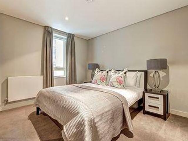 2 Bedrooms Flat for rent in Merchant Square East, London W2