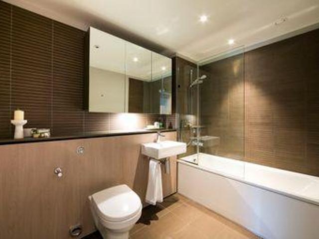 2 Bedrooms Flat for rent in Merchant Square East, London W2