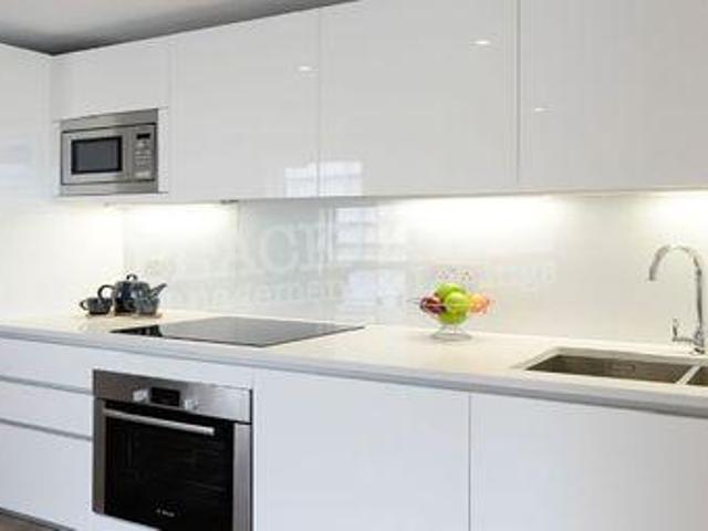 2 Bedrooms Flat for rent in Merchant Square East, London W2