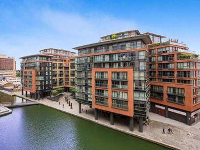 2 Bedrooms Flat for rent in Merchant Square, Paddington, London W2