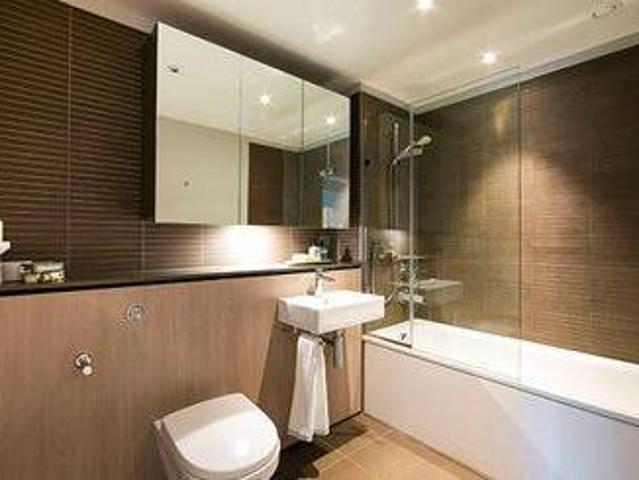 2 Bedrooms Flat for rent in Merchant Square, Paddington W2