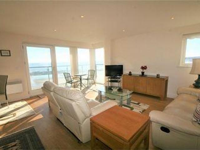 2 Bedrooms Flat for rent in Meridian Bay, Maritime Quarter, Swansea SA1