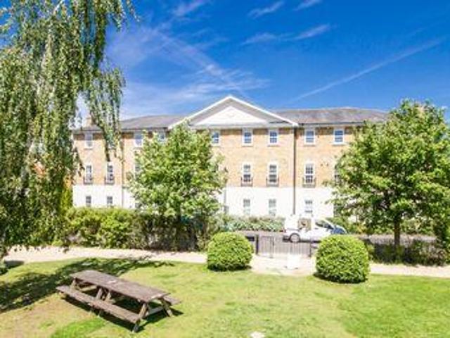 2 Bedrooms Flat for rent in Merrivale Square, Oxford OX2
