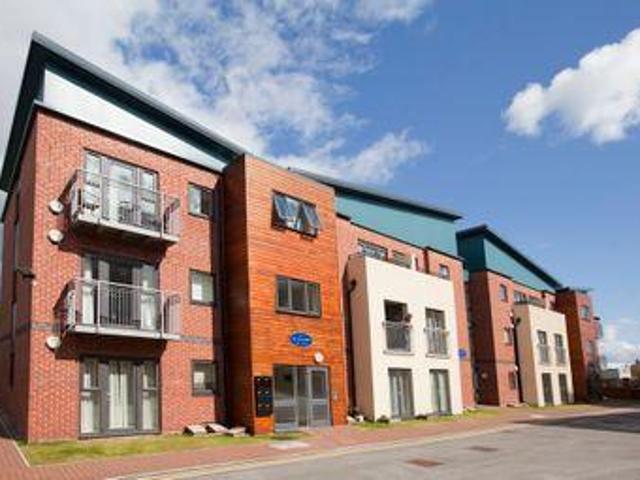 2 Bedrooms Flat for rent in Middlewood Road, Hillsborough, Sheffield S6