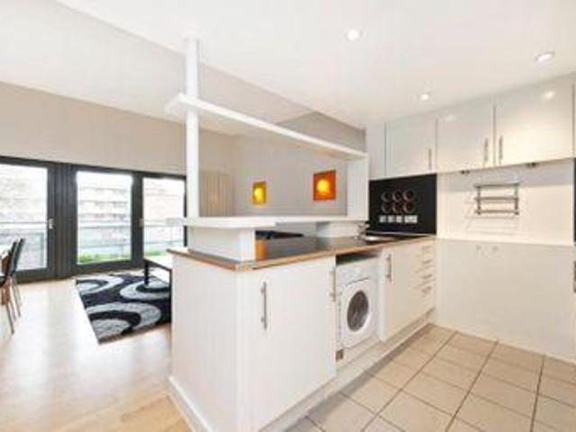 2 Bedrooms Flat for rent in Mile End Road, London E1