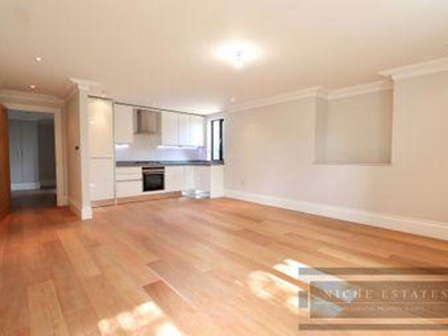 2 Bedrooms Flat for rent in Mill Heights, London NW7