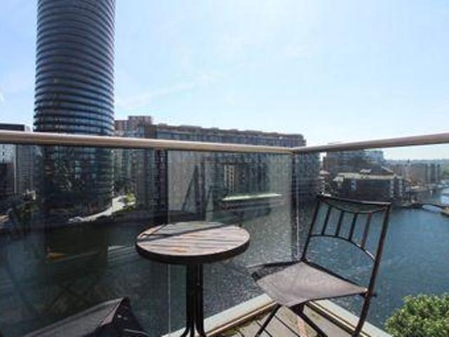 2 Bedrooms Flat for rent in Millharbour, London E14