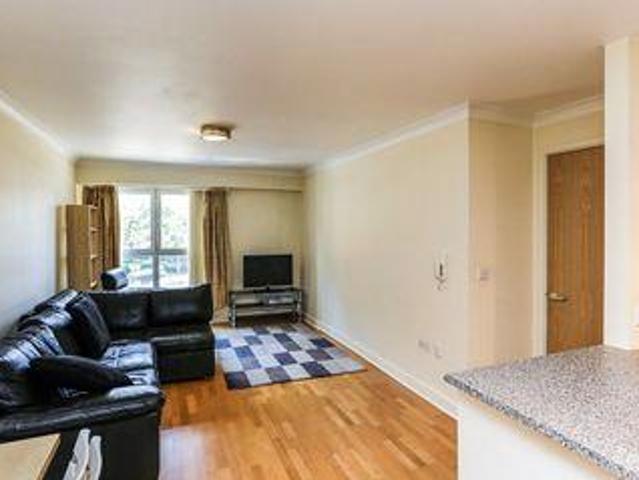 2 Bedrooms Flat for rent in Millsands, Sheffield S3