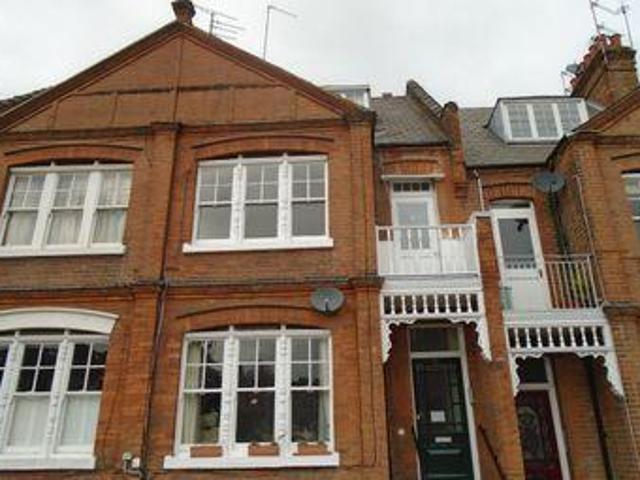 2 Bedrooms Flat for rent in Milton Park, Highgate N6