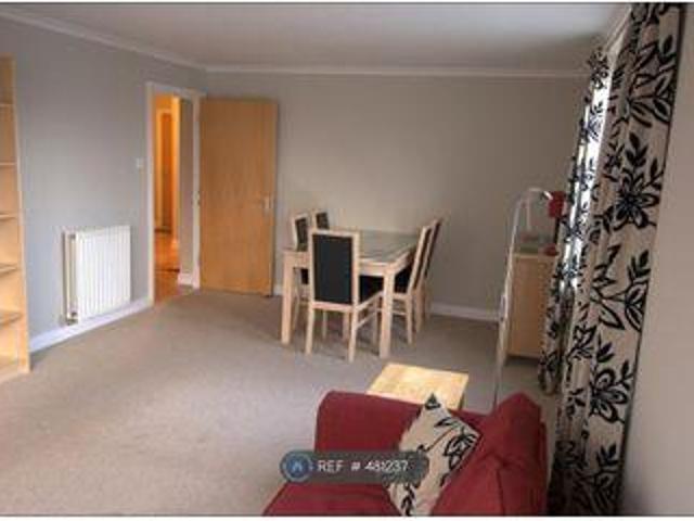2 Bedrooms Flat for rent in Minerva Way, Glasgow G3