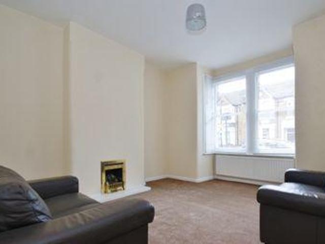 2 Bedrooms Flat for rent in Minet Avenue, Harlesden, London NW10