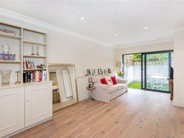2 Bedrooms Flat for rent in Mirabel Road, Fulham, London SW6