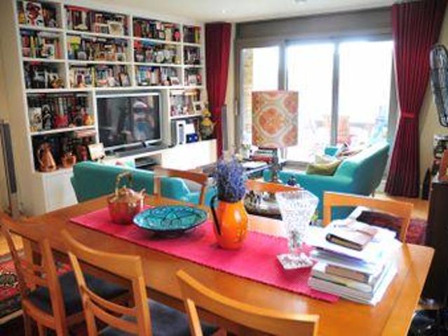 2 Bedrooms Flat for rent in Murphy Street, London SE1