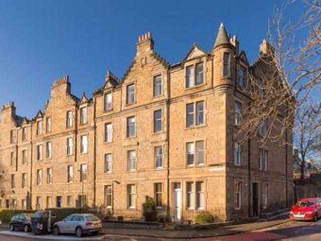 2 Bedrooms Flat for rent in Murrayfield Place, Edinburgh EH12
