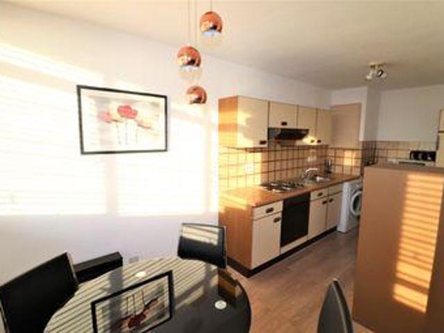 2 Bedrooms Flat for rent in Notting Hill Gate, London W11