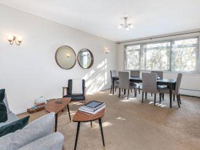 2 Bedrooms Flat for rent in Nottingham Terrace, Regents Park NW1