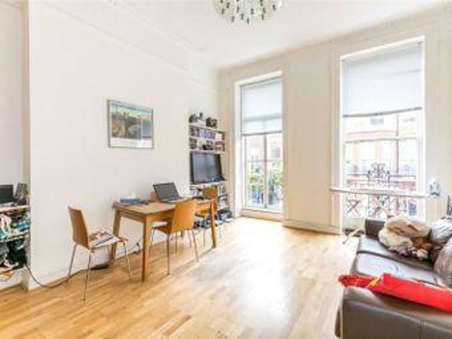 2 Bedrooms Flat for rent in Nottingham Place, London W1U