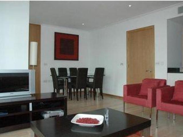 2 Bedrooms Flat for rent in No.1 West India Quay, Canary Wharf, London E14