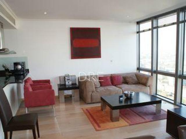 2 Bedrooms Flat for rent in No 1 West India Quay, Hertsmere Road, Docklands E14