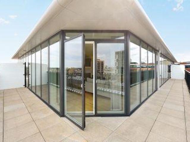 2 Bedrooms Flat for rent in No 1 Street, Woolwich SE18
