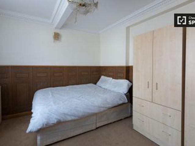 2 Bedrooms Flat for rent in Noel Road, London W3