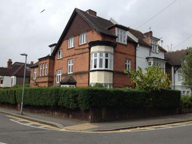 2 Bedrooms Flat for rent in Norbiton Avenue, Norbiton, Kingston Upon Thames KT1