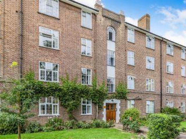 2 Bedrooms Flat for rent in Norbiton Hall, Birkenhead Avenue, Kingston KT2