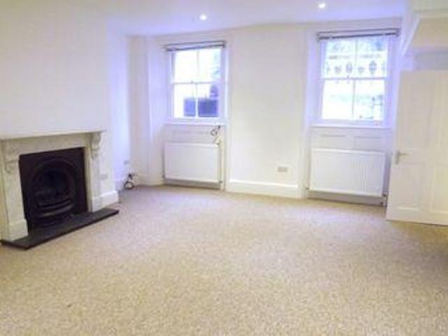 2 Bedrooms Flat for rent in Norfolk Terrace, Brighton BN1