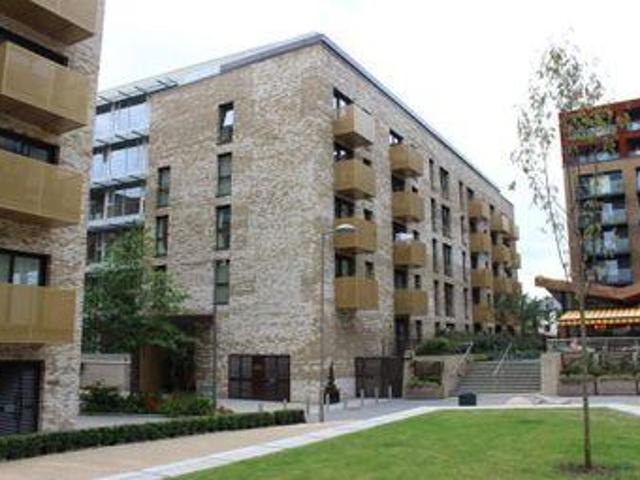 2 Bedrooms Flat for rent in Norlem Court, Greenland Place, Pell Street SE8