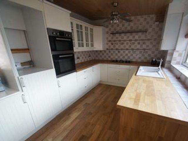 2 Bedrooms Flat for rent in Norman Place Road, Coventry CV6