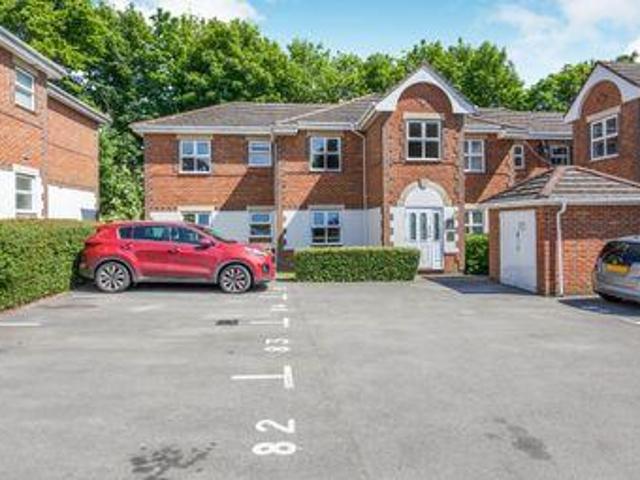 2 Bedrooms Flat for rent in Norn Hill, Basingstoke RG21