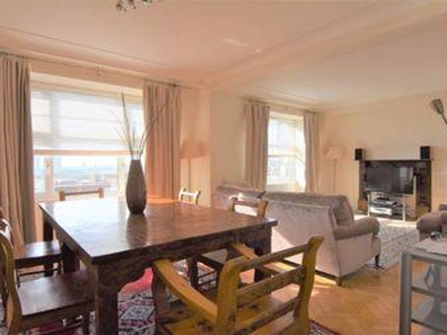 2 Bedrooms Flat for rent in Northways, College Crescent, Swiss Cottage, London NW3
