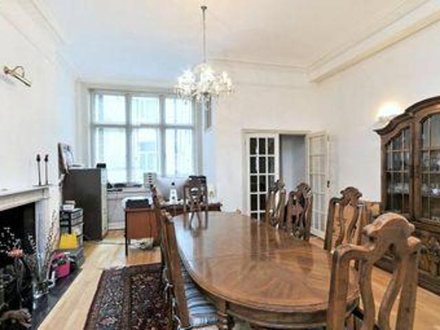 2 Bedrooms Flat for rent in North Gate, Prince Albert Road, St John´s Wood, London NW8