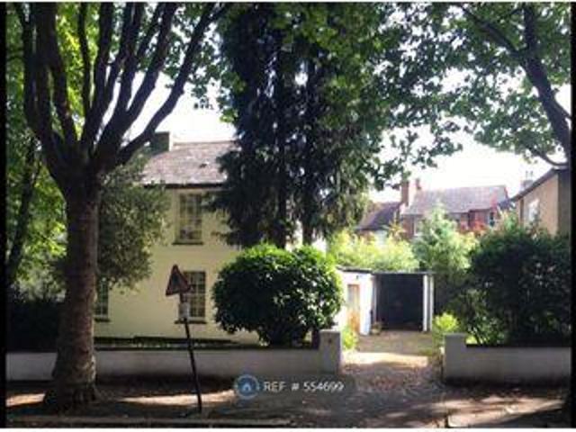 2 Bedrooms Flat for rent in North Hill, London N6