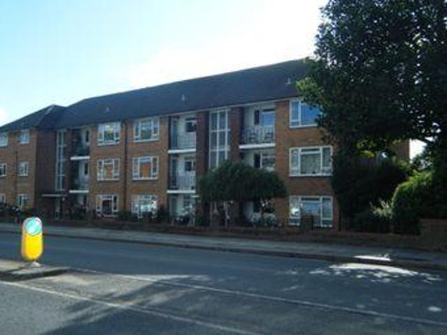 2 Bedrooms Flat for rent in North Mount, High Road, Whetstone N20