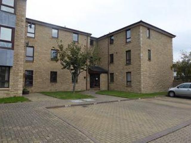 2 Bedrooms Flat for rent in North Meggetland, Edinburgh EH14