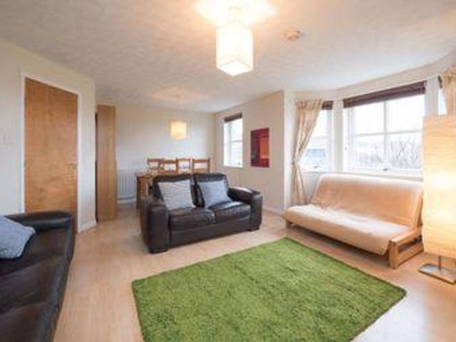 2 Bedrooms Flat for rent in North Meggetland, Meggetland EH14