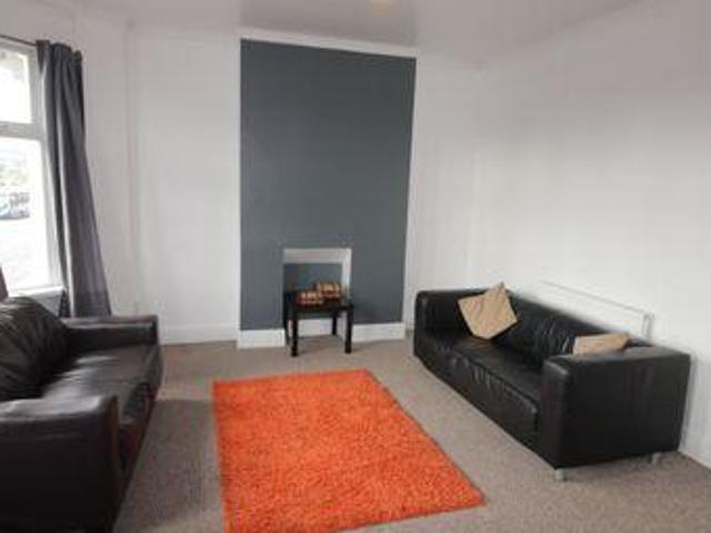2 Bedrooms Flat for rent in North Road, Heath, Cardiff CF14