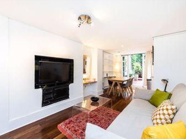 2 Bedrooms Flat for rent in Northampton Square, London EC1V