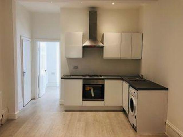2 Bedrooms Flat for rent in Northbrook Road, Ilford IG1