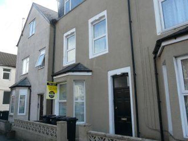 2 Bedrooms Flat for rent in Northcote Street, Cathays, Cardiff CF24